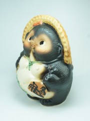 Tanuki statues made in Japan - Tokyo Smart